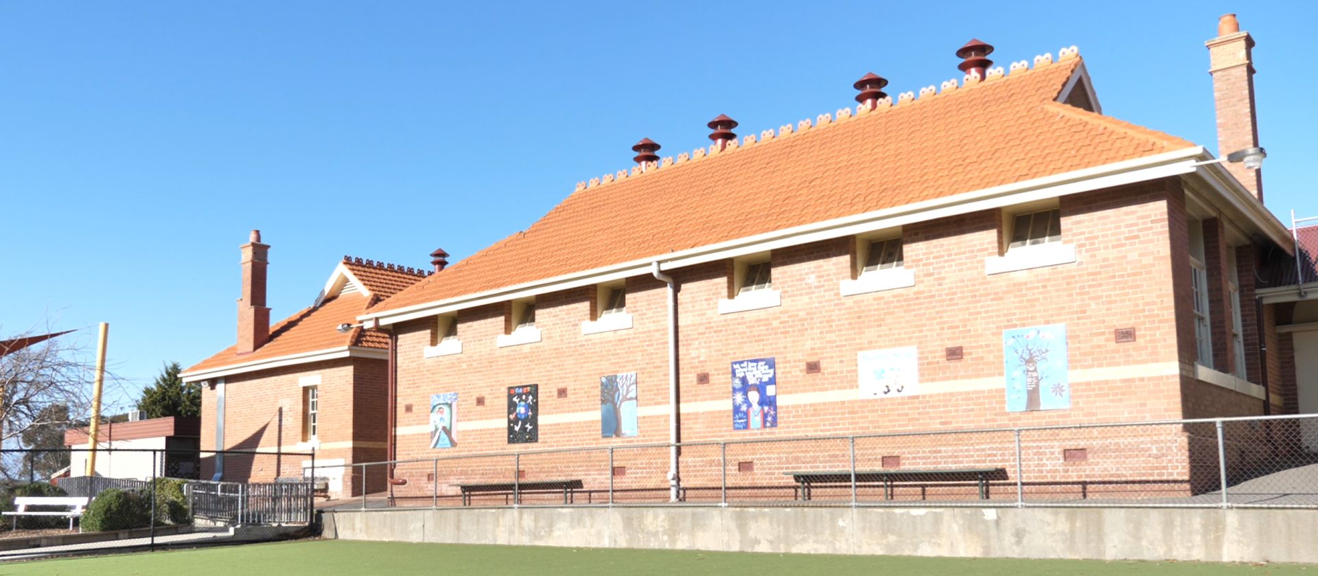 Quarry Hill Primary School